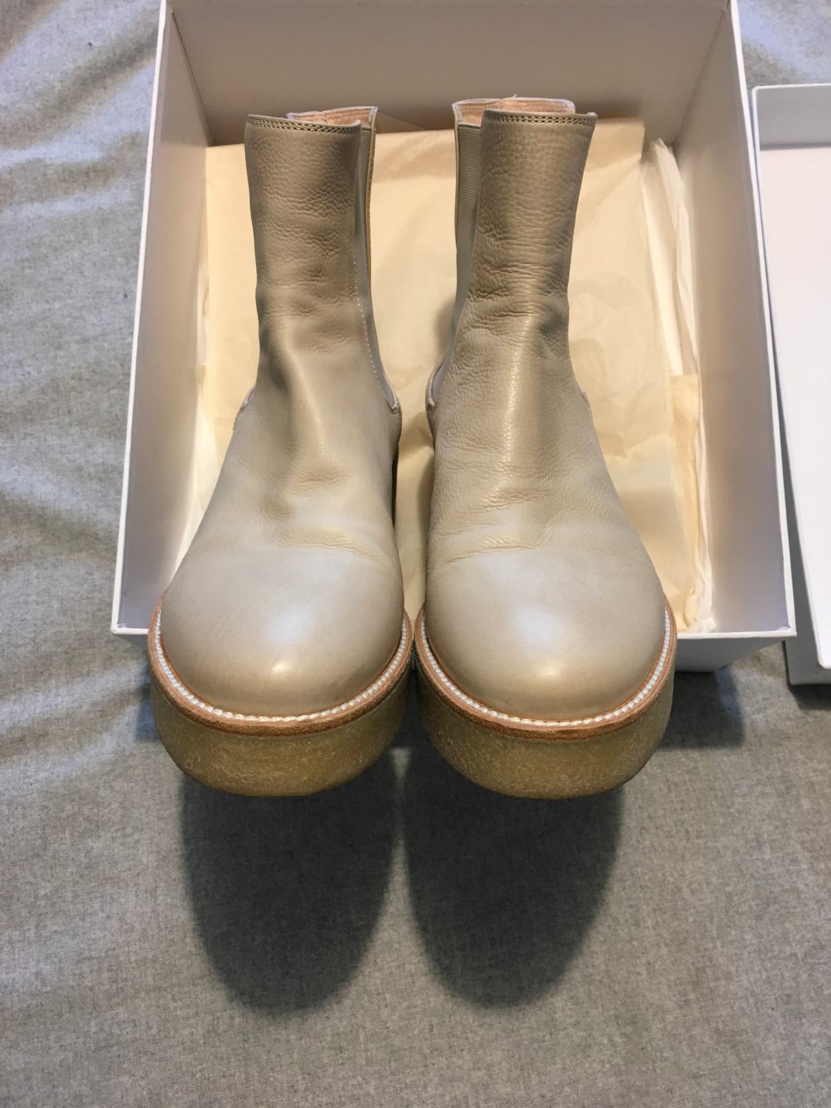 No. 6 Pull on Crepe Sole Boot (39) | Used,… | Noihsaf Bazaar No. 6 Pull on Crepe Sole Boot (39) | Used,… | Noihsaf Bazaar