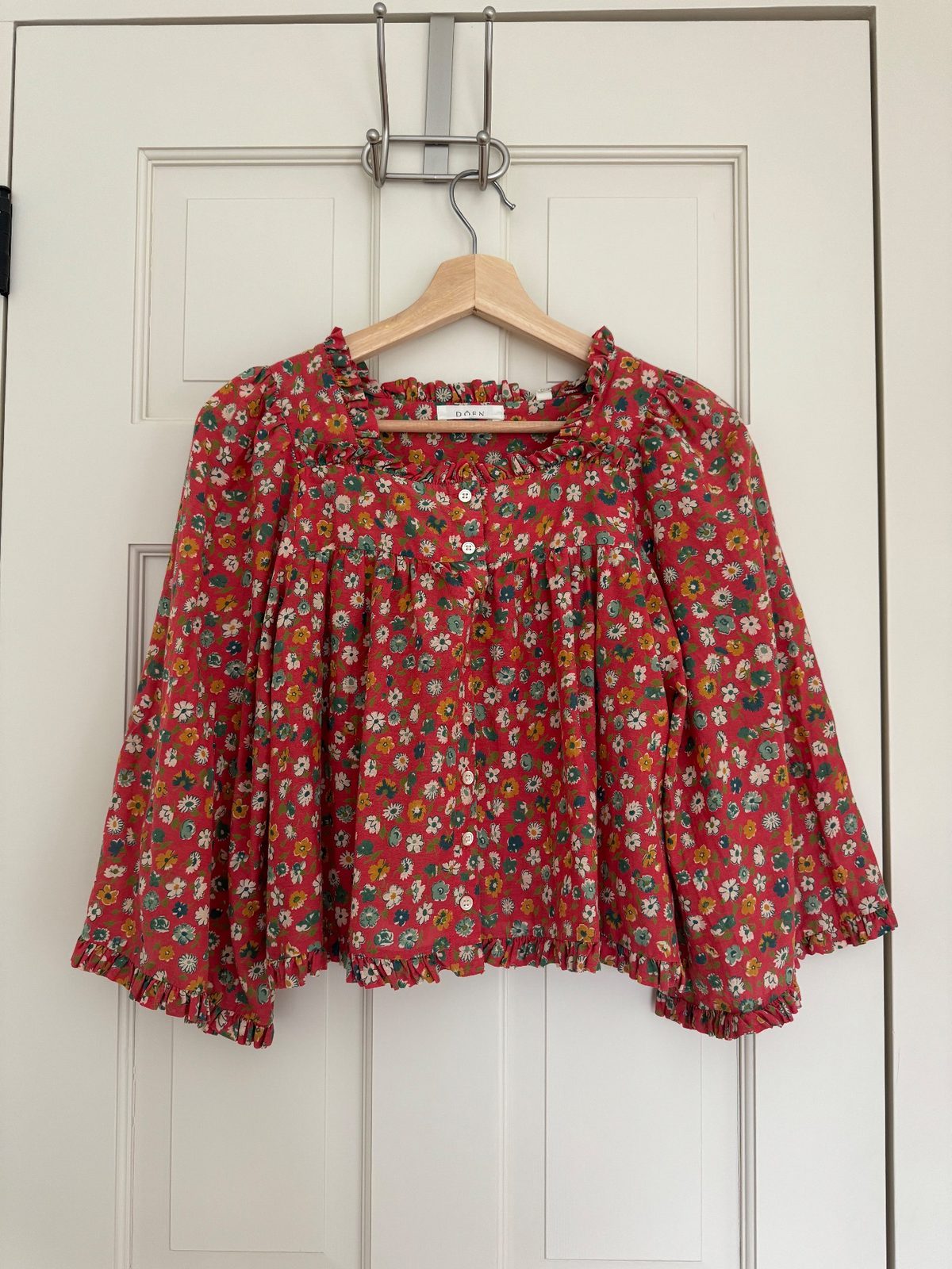 DŌen Lunar Top In Poppy Tasha Garden Print Xxs Noihsaf Bazaar